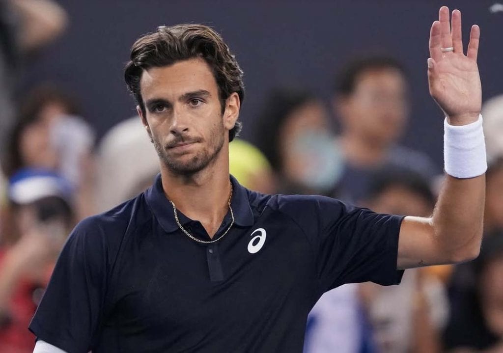 Perché Musetti si è sentito in dovere di scusarsi pubblicamente con i ...